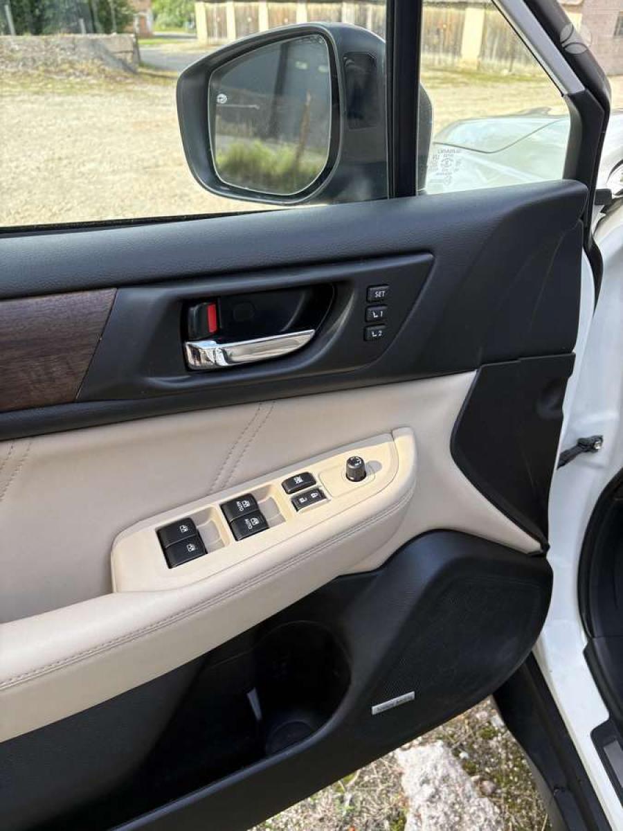 Subaru Outback 2018 in Raseiniai, with an engine capacity of 3.60 L and mileage of 125 thousand km for 17600 €, photo 12 on AUTOMOTO.COM.LV
