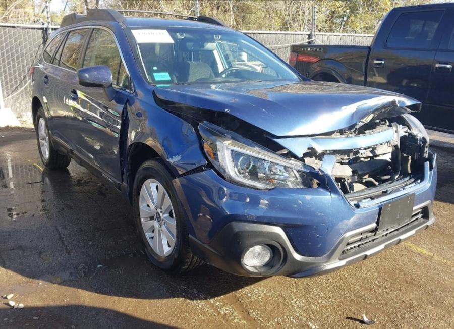 Subaru Outback 2019 in Vilnius, with an engine capacity of 2.50 L and mileage of 156 thousand km for 8900 €, photo 1 on AUTOMOTO.COM.LV