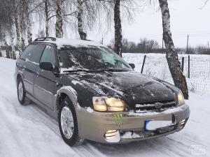 Zaļš Subaru Outback 1999 Raseiniai, ar dzinēja tilpumu 2.50 L un nobraukumu 300 tūkst. km par 999 €, foto 2 vietnē AUTOMOTO.COM.LV
