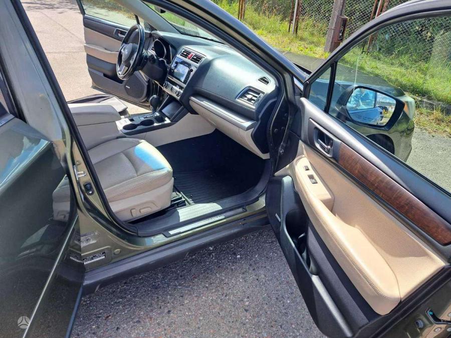 Green Subaru Outback 2017 in Kaunas, with an engine capacity of 3.60 L and mileage of 260 thousand km for 12800 €, photo 5 on AUTOMOTO.COM.LV
