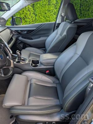 Green Subaru Outback 2023 in Riga, with an engine capacity of 2.50 L and mileage of 105 thousand km for 24500 €, photo 6 on AUTOMOTO.COM.LV