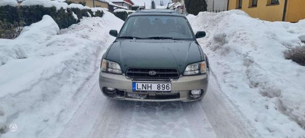 Green Subaru Outback 1999 in Silale, with an engine capacity of 2.46 L and mileage of 298 thousand km for 1150 €, photo 1 on AUTOMOTO.COM.LV