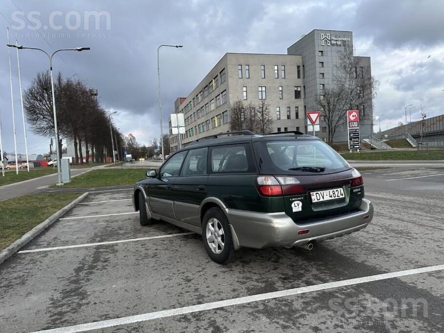 Zaļš Subaru Outback 2000 Rīga, ar dzinēja tilpumu 2.50 L un nobraukumu 168 tūkst. km par 2500 €, foto 3 vietnē AUTOMOTO.COM.LV