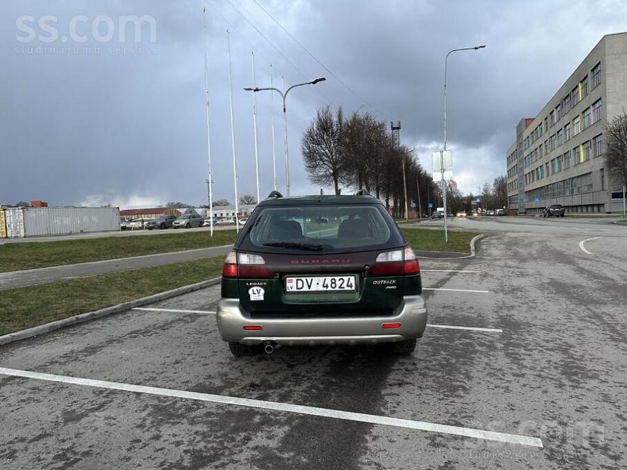 Zaļš Subaru Outback 2000 Rīga, ar dzinēja tilpumu 2.50 L un nobraukumu 168 tūkst. km par 2500 €, foto 4 vietnē AUTOMOTO.COM.LV