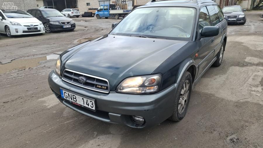 Green Subaru Outback 2002 in Vilnius, with an engine capacity of 3.00 L and mileage of 291 thousand km for 1000 €, photo 1 on AUTOMOTO.COM.LV