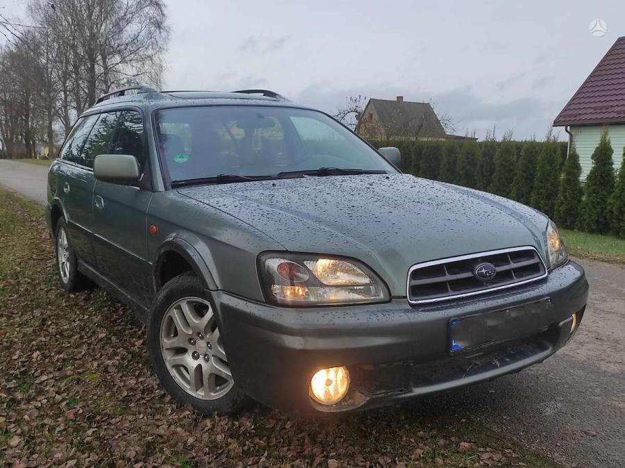 Green Subaru Outback 2003 in Raseiniai, with an engine capacity of 2.50 L and mileage of 167 thousand km for 950 €, photo 1 on AUTOMOTO.COM.LV