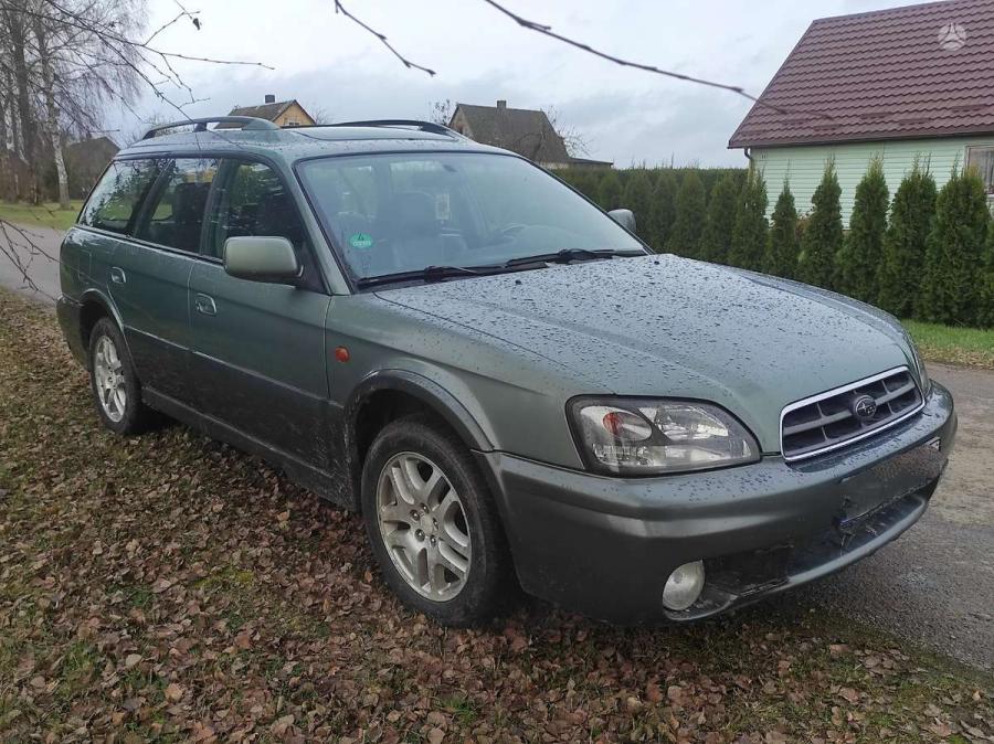 Green Subaru Outback 2003 in Raseiniai, with an engine capacity of 2.50 L and mileage of 167 thousand km for 950 €, photo 2 on AUTOMOTO.COM.LV