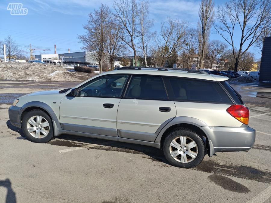 Green Subaru Outback 2005 in Kaunas, with an engine capacity of 2.50 L and mileage of 154 thousand km for 1000 €, photo 5 on AUTOMOTO.COM.LV