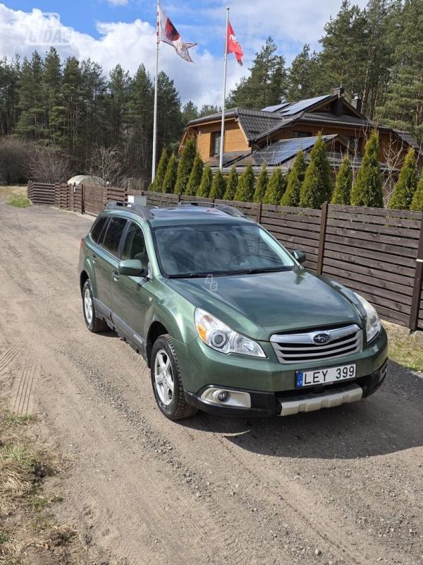 Zaļš Subaru Outback 2010 Viļņa, ar dzinēja tilpumu 3.60 L un nobraukumu 230 tūkst. km par 5200 €, foto 1 vietnē AUTOMOTO.COM.LV