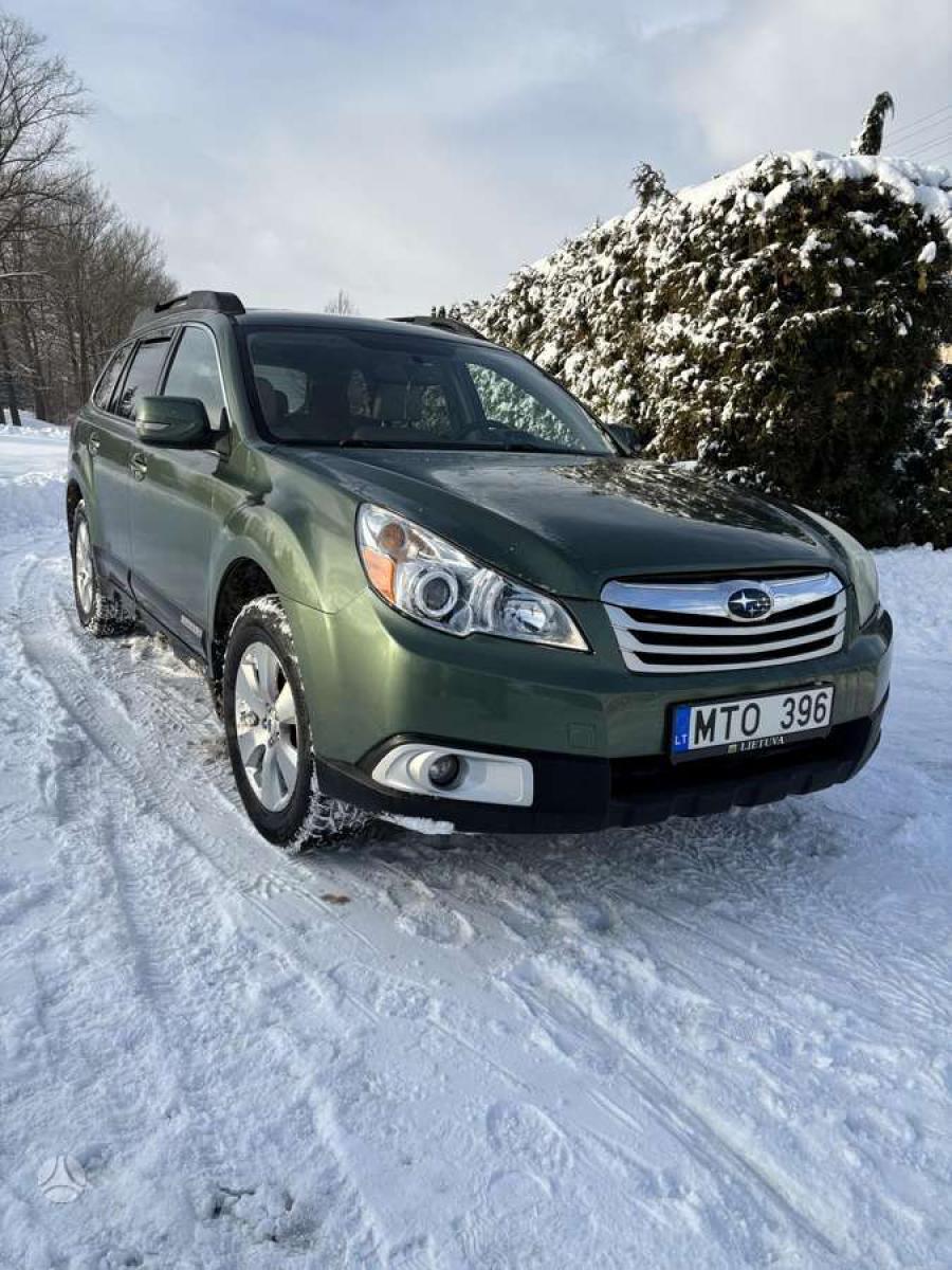 Green Subaru Outback 2013 in Klaipeda, with an engine capacity of 3.63 L and mileage of 199 thousand km for 6900 €, photo 2 on AUTOMOTO.COM.LV