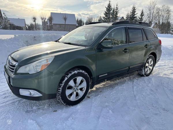 Green Subaru Outback 2013 in Klaipeda, with an engine capacity of 3.63 L and mileage of 199 thousand km for 6900 €, photo 4 on AUTOMOTO.COM.LV