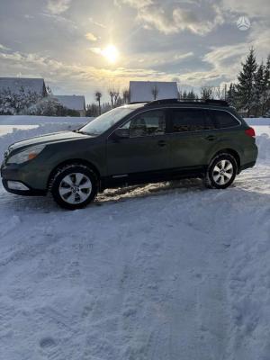 Green Subaru Outback 2013 in Klaipeda, with an engine capacity of 3.63 L and mileage of 199 thousand km for 6900 €, photo 8 on AUTOMOTO.COM.LV