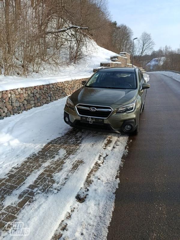 Zaļš Subaru Outback 2018 Alīta, ar dzinēja tilpumu 3.60 L un nobraukumu 140 tūkst. km par 15800 €, foto 2 vietnē AUTOMOTO.COM.LV