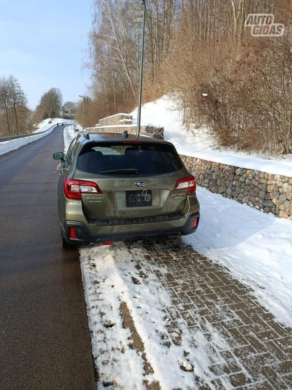 Zaļš Subaru Outback 2018 Alīta, ar dzinēja tilpumu 3.60 L un nobraukumu 140 tūkst. km par 15800 €, foto 3 vietnē AUTOMOTO.COM.LV