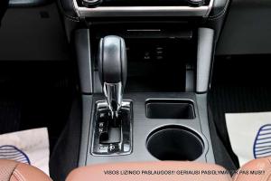 Green Subaru Outback 2018 in Kretinga, with an engine capacity of 3.63 L and mileage of 139 thousand km for 18250 €, photo 35 on AUTOMOTO.COM.LV