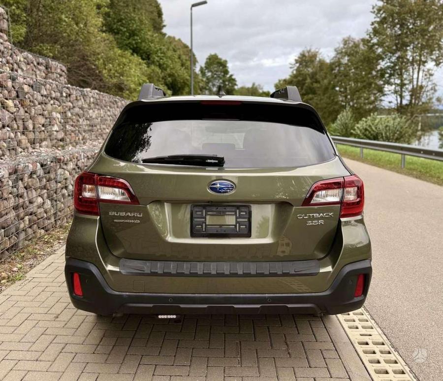 Zaļš Subaru Outback 2018 Alīta, ar dzinēja tilpumu 3.63 L un nobraukumu 140 tūkst. km par 15800 €, foto 4 vietnē AUTOMOTO.COM.LV