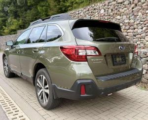 Zaļš Subaru Outback 2018 Alīta, ar dzinēja tilpumu 3.63 L un nobraukumu 140 tūkst. km par 15800 €, foto 8 vietnē AUTOMOTO.COM.LV