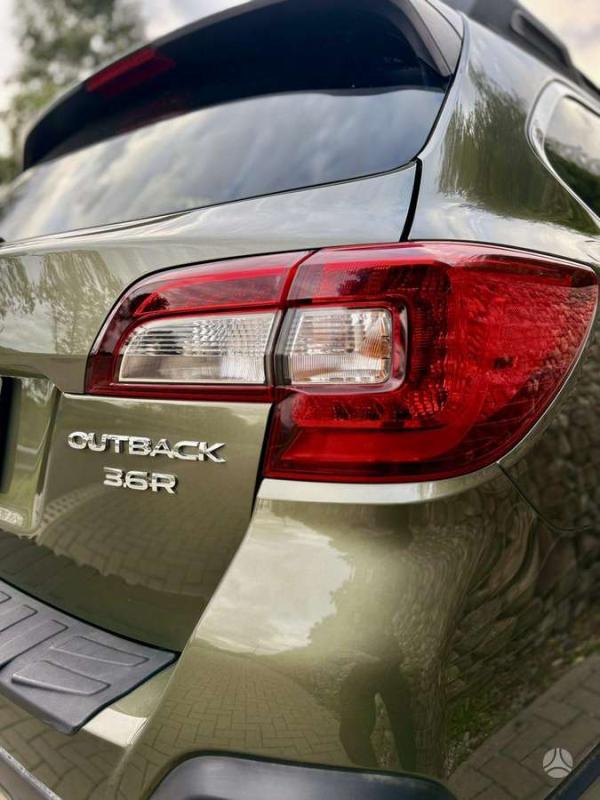 Green Subaru Outback 2018 in Alytus, with an engine capacity of 3.63 L and mileage of 140 thousand km for 15800 €, photo 10 on AUTOMOTO.COM.LV