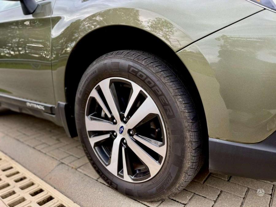 Zaļš Subaru Outback 2018 Alīta, ar dzinēja tilpumu 3.63 L un nobraukumu 140 tūkst. km par 15800 €, foto 11 vietnē AUTOMOTO.COM.LV