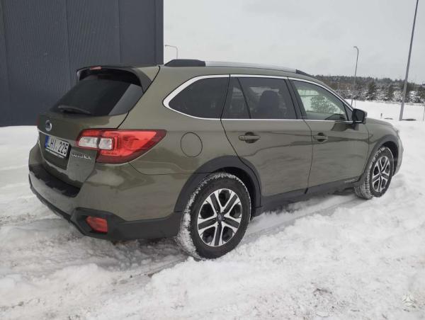 Green Subaru Outback 2019 in Vilnius, with an engine capacity of 2.50 L and mileage of 106 thousand km for 18500 €, photo 9 on AUTOMOTO.COM.LV