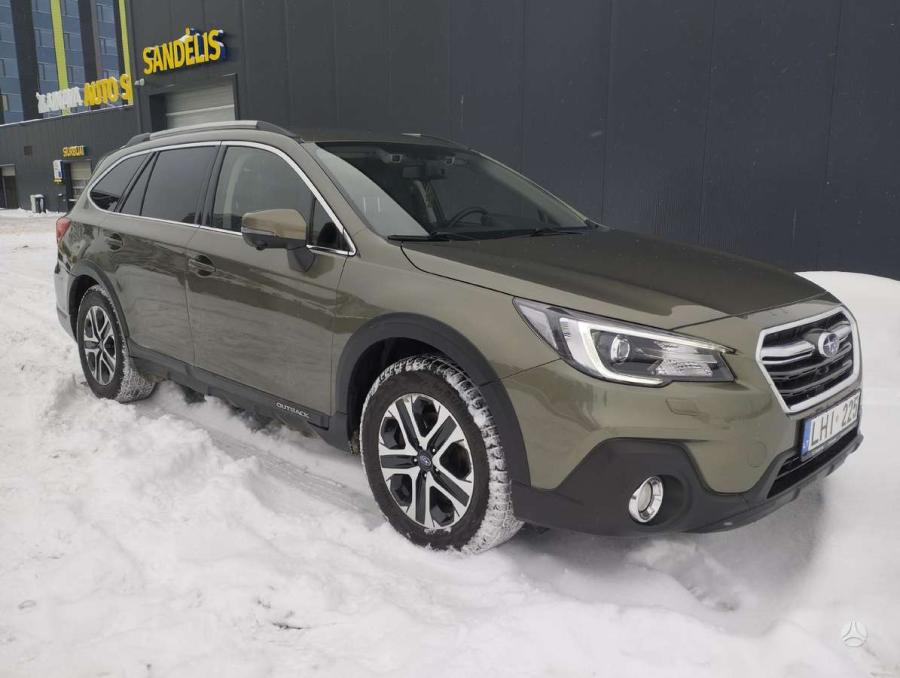 Green Subaru Outback 2019 in Vilnius, with an engine capacity of 2.50 L and mileage of 106 thousand km for 18500 €, photo 12 on AUTOMOTO.COM.LV