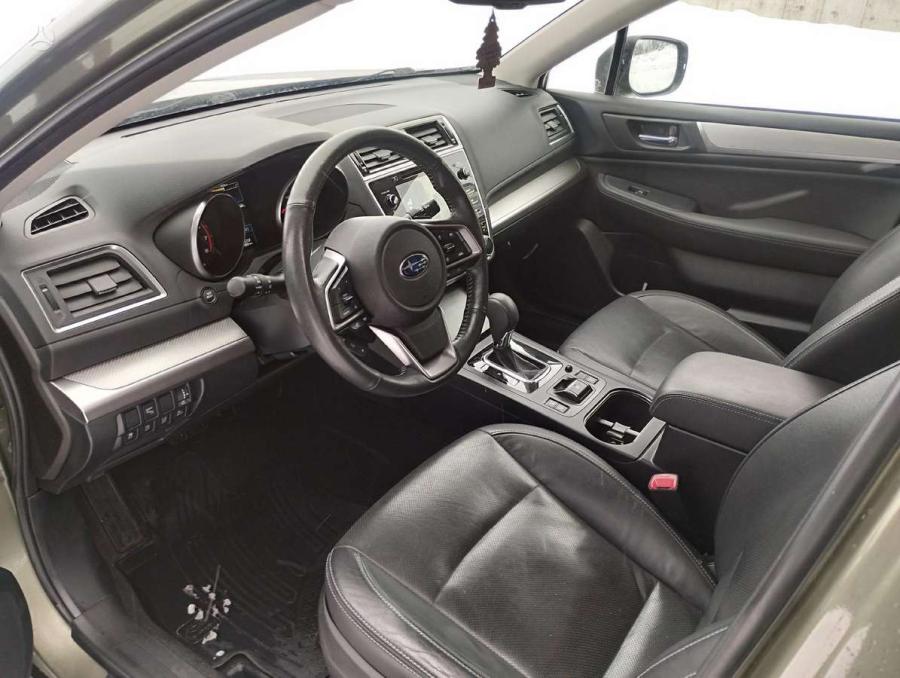 Green Subaru Outback 2019 in Vilnius, with an engine capacity of 2.50 L and mileage of 106 thousand km for 18500 €, photo 16 on AUTOMOTO.COM.LV
