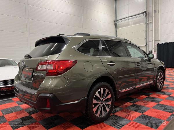 Green Subaru Outback 2019 in Vilnius, with an engine capacity of 2.50 L and mileage of 96 thousand km for 17800 €, photo 4 on AUTOMOTO.COM.LV