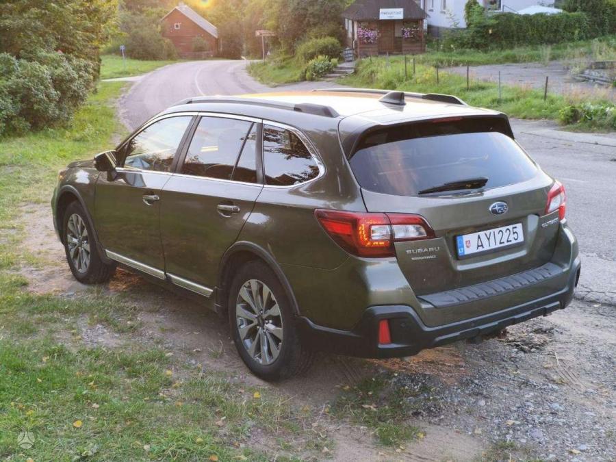 Zaļš Subaru Outback 2019 Druskininkai, ar dzinēja tilpumu 3.60 L un nobraukumu 190 tūkst. km par 16300 €, foto 3 vietnē AUTOMOTO.COM.LV