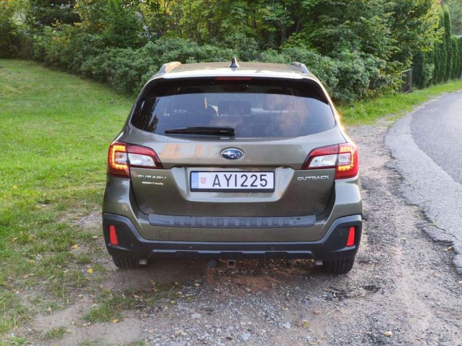 Zaļš Subaru Outback 2019 Druskininkai, ar dzinēja tilpumu 3.60 L un nobraukumu 190 tūkst. km par 16300 €, foto 5 vietnē AUTOMOTO.COM.LV