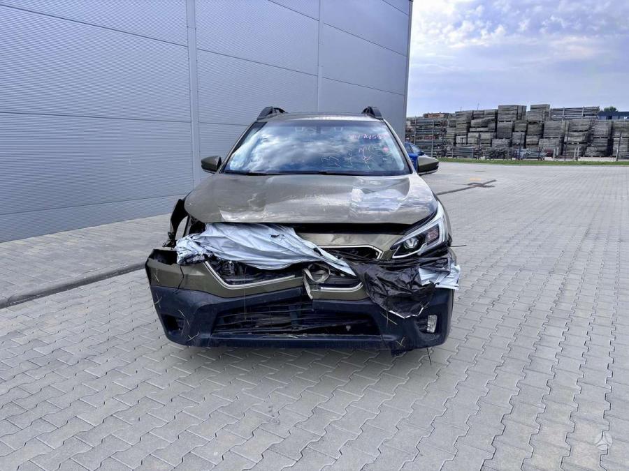 Zaļš Subaru Outback 2020 Klaipėda, ar dzinēja tilpumu 2.50 L un nobraukumu 39 tūkst. km par 14000 €, foto 3 vietnē AUTOMOTO.COM.LV