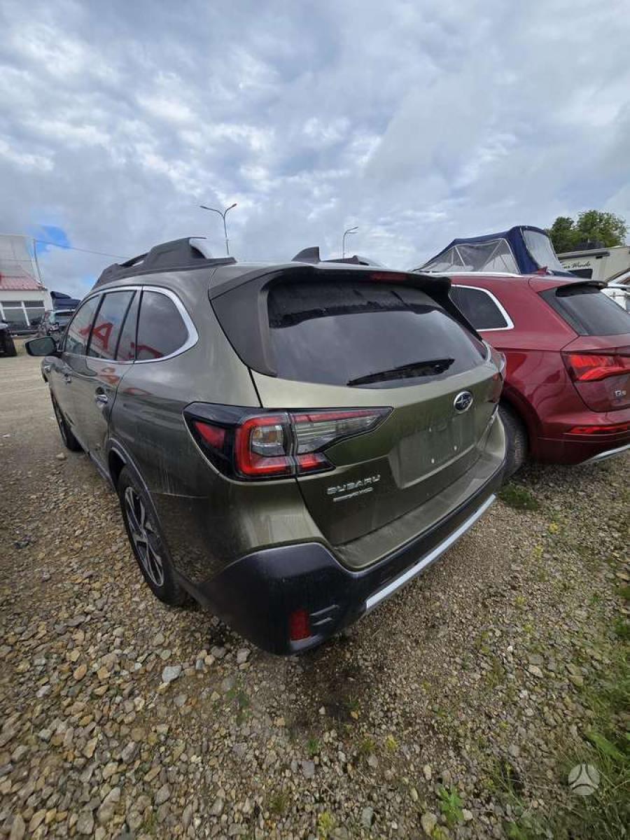 Zaļš Subaru Outback 2020 Šauļi, ar dzinēja tilpumu 2.39 L un nobraukumu 47 tūkst. km par 14000 €, foto 3 vietnē AUTOMOTO.COM.LV