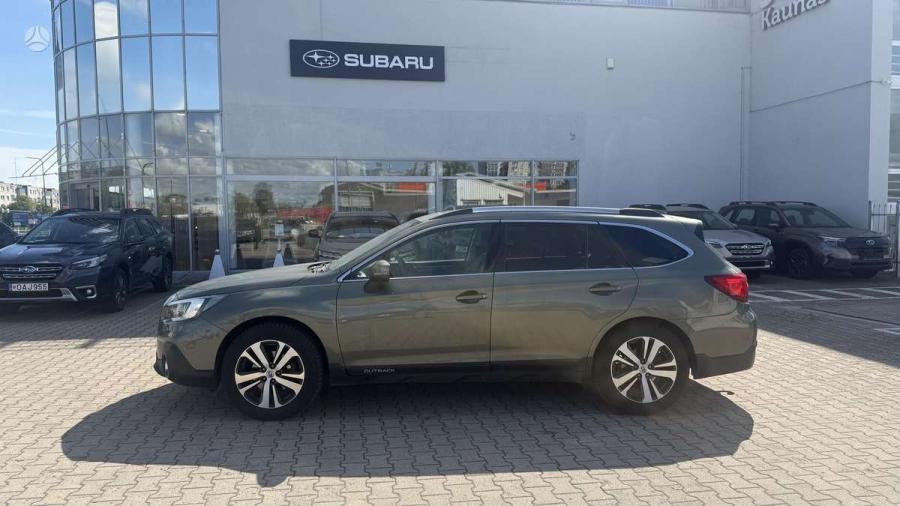 Green Subaru Outback 2020 in Kaunas, with an engine capacity of 2.50 L and mileage of 170 thousand km for 18490 €, photo 1 on AUTOMOTO.COM.LV