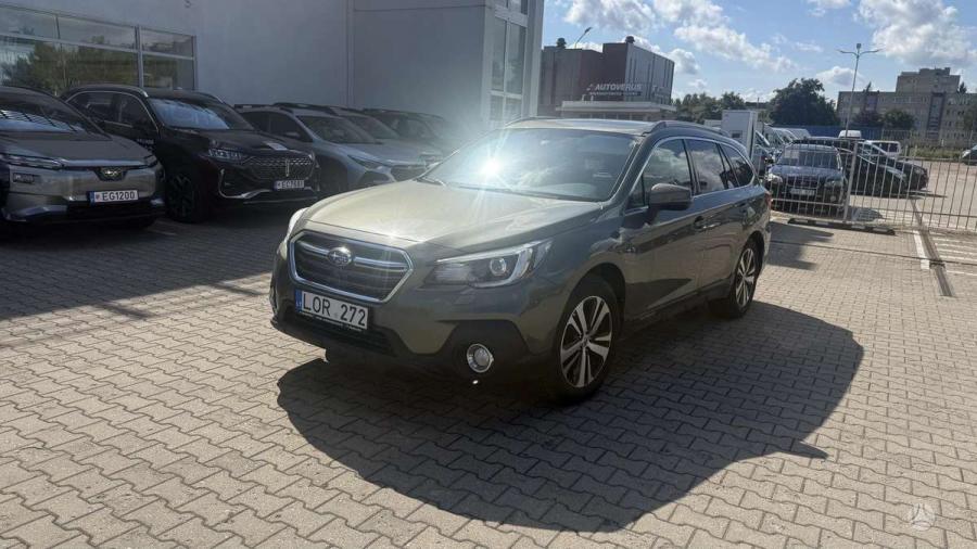 Green Subaru Outback 2020 in Kaunas, with an engine capacity of 2.50 L and mileage of 170 thousand km for 18490 €, photo 3 on AUTOMOTO.COM.LV