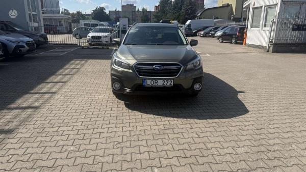 Subaru Outback 2020 in Kaunas on AUTOMOTO.COM.LV Green Subaru Outback 2020 in Kaunas, with an engine capacity of 2.50 L and mileage of 170 thousand km for 18490 €, photo 4 on AUTOMOTO.COM.LV