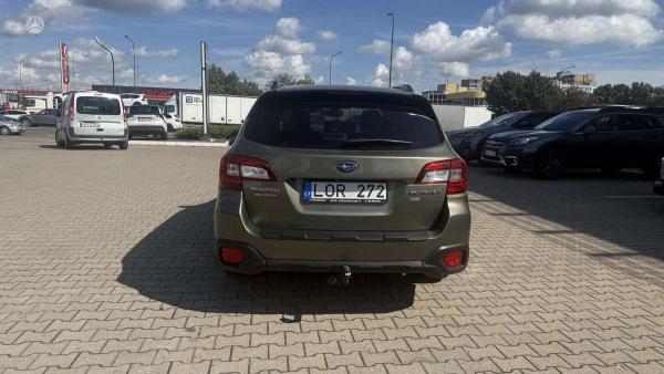 Subaru Outback 2020 in Kaunas on AUTOMOTO.COM.LV Green Subaru Outback 2020 in Kaunas, with an engine capacity of 2.50 L and mileage of 170 thousand km for 18490 €, photo 8 on AUTOMOTO.COM.LV