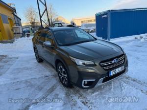 Green Subaru Outback 2021 in Tartu, with an engine capacity of 2.50 L and mileage of 69 thousand km for 27900 €, photo 2 on AUTOMOTO.COM.LV