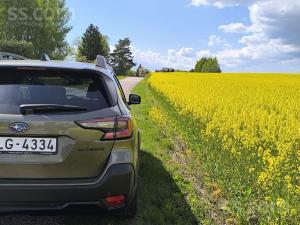 Green Subaru Outback 2021 in Ogre, with an engine capacity of 2.50 L and mileage of 85 thousand km for 23500 €, photo  on AUTOMOTO.COM.LV
