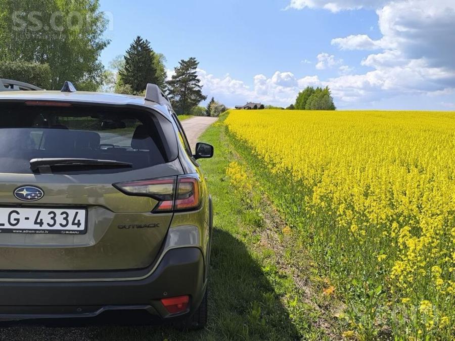 Green Subaru Outback 2021 in Ogre, with an engine capacity of 2.50 L and mileage of 85 thousand km for 23500 €, photo 1 on AUTOMOTO.COM.LV