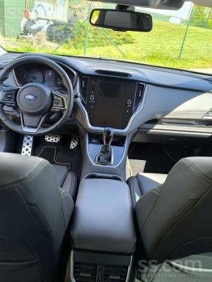 Green Subaru Outback 2021 in Ogre, with an engine capacity of 2.50 L and mileage of 85 thousand km for 23500 €, photo 4 on AUTOMOTO.COM.LV