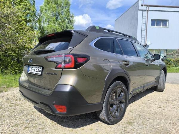 Green Subaru Outback 2021 in Ogre, with an engine capacity of 2.50 L and mileage of 85 thousand km for 23500 €, photo 4 on AUTOMOTO.COM.LV