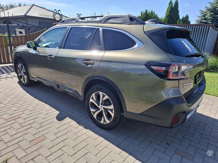 Green Subaru Outback 2021 in Klaipeda, with an engine capacity of 2.39 L and mileage of 99 thousand km for 21800 €, photo 6 on AUTOMOTO.COM.LV