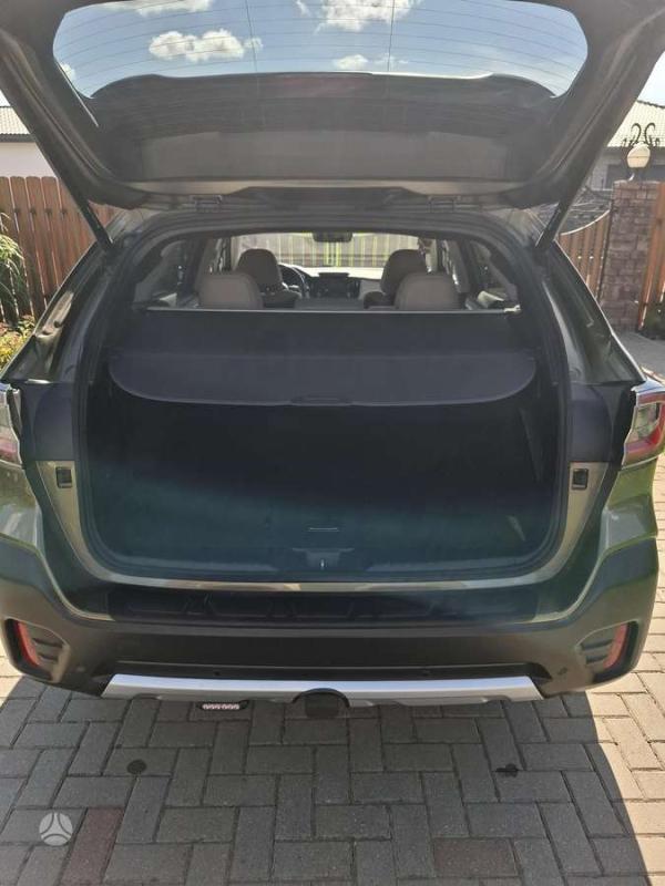 Green Subaru Outback 2021 in Klaipeda, with an engine capacity of 2.39 L and mileage of 99 thousand km for 21800 €, photo 10 on AUTOMOTO.COM.LV