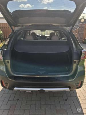 Green Subaru Outback 2021 in Klaipeda, with an engine capacity of 2.39 L and mileage of 99 thousand km for 21800 €, photo 14 on AUTOMOTO.COM.LV