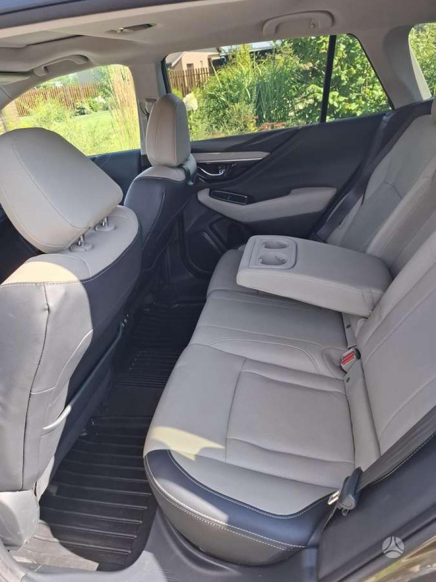 Green Subaru Outback 2021 in Klaipeda, with an engine capacity of 2.39 L and mileage of 99 thousand km for 21800 €, photo 17 on AUTOMOTO.COM.LV