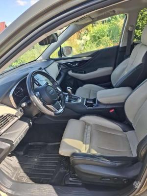 Green Subaru Outback 2021 in Klaipeda, with an engine capacity of 2.39 L and mileage of 99 thousand km for 21800 €, photo 18 on AUTOMOTO.COM.LV