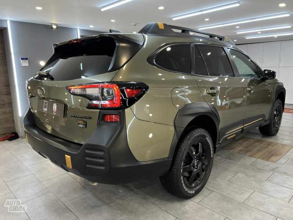 Green Subaru Outback 2022 in Mazeikiai, with an engine capacity of 2.40 L and mileage of 80 thousand km for 28000 €, photo 7 on AUTOMOTO.COM.LV