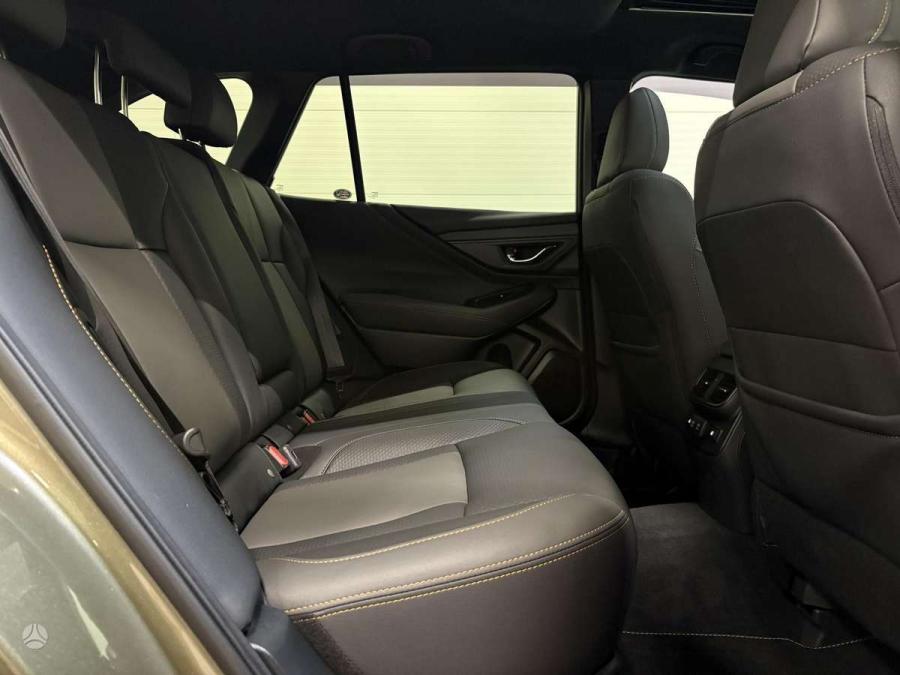 Green Subaru Outback 2022 in Vilnius, with an engine capacity of 2.39 L and mileage of 45 thousand km for 29990 €, photo 28 on AUTOMOTO.COM.LV