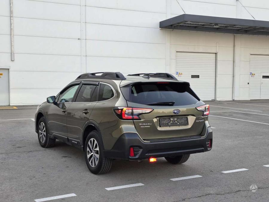 Green Subaru Outback 2022 in Klaipeda, with an engine capacity of 2.50 L and mileage of 69 thousand km for 19250 €, photo 5 on AUTOMOTO.COM.LV
