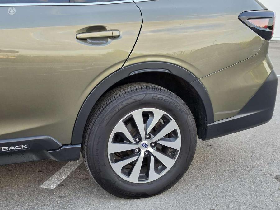 Green Subaru Outback 2022 in Klaipeda, with an engine capacity of 2.50 L and mileage of 69 thousand km for 19250 €, photo 6 on AUTOMOTO.COM.LV