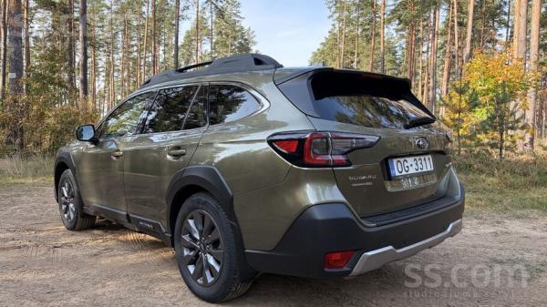 Subaru Outback 2025 Rīga vietnē Zaļš Subaru Outback 2025 Rīga, ar dzinēja tilpumu 2.50 L un nobraukumu 34 tūkst. km par 32850 €, foto 4 vietnē AUTOMOTO.COM.LV